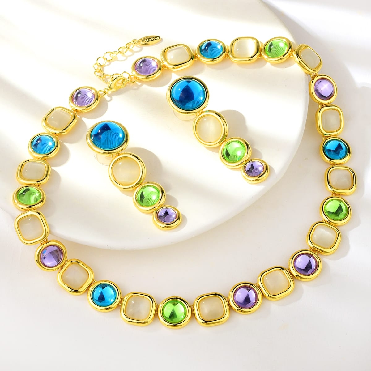 Filigree Geometric Classic 2 Piece Jewelry Set